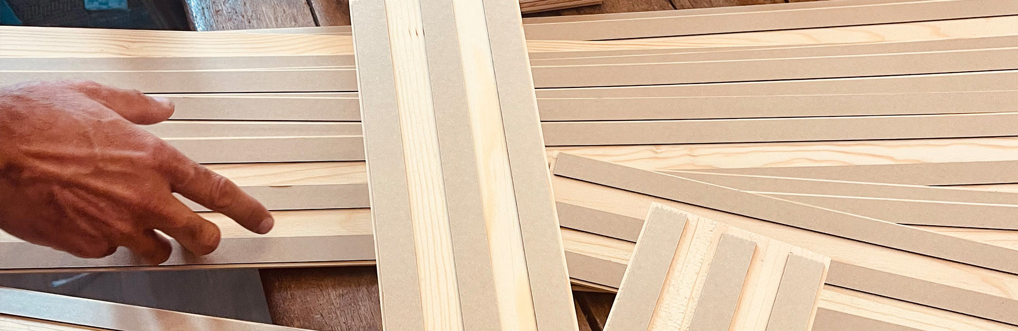 Timberchic Installing Peel and Stick Wood Wall Planks Guide